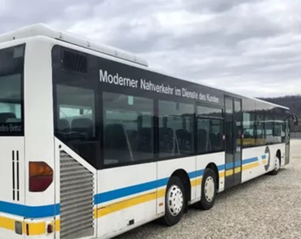 Inlocuire geam lateral autobuze | Montaj parbrize / parbriz auto